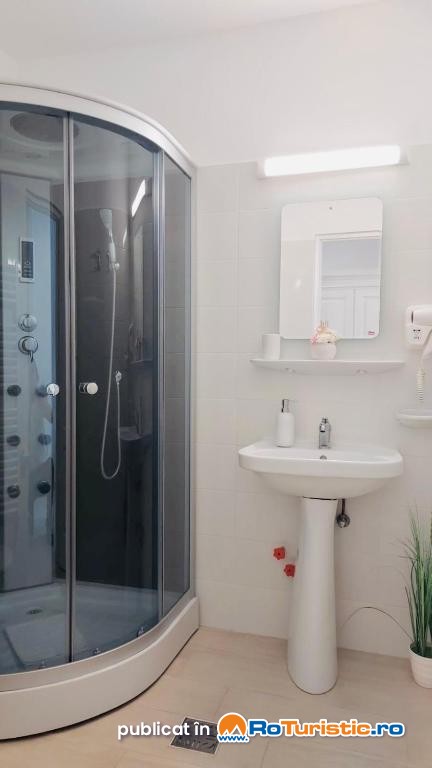 Pensiunea Rozelor Eselnita - Cazare Eselnita