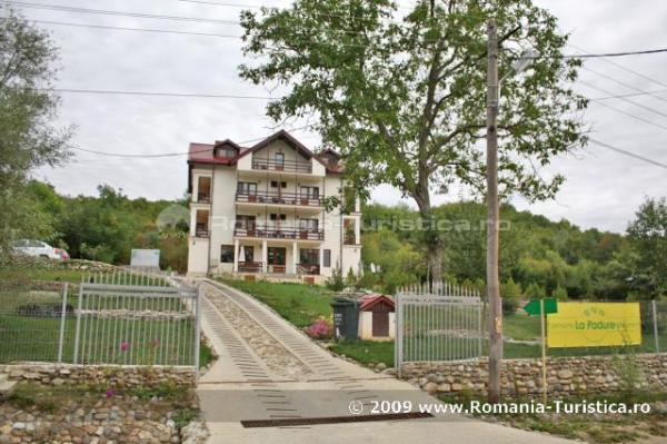 Pensiunea La Padure Monteoru - Cazare Monteoru
