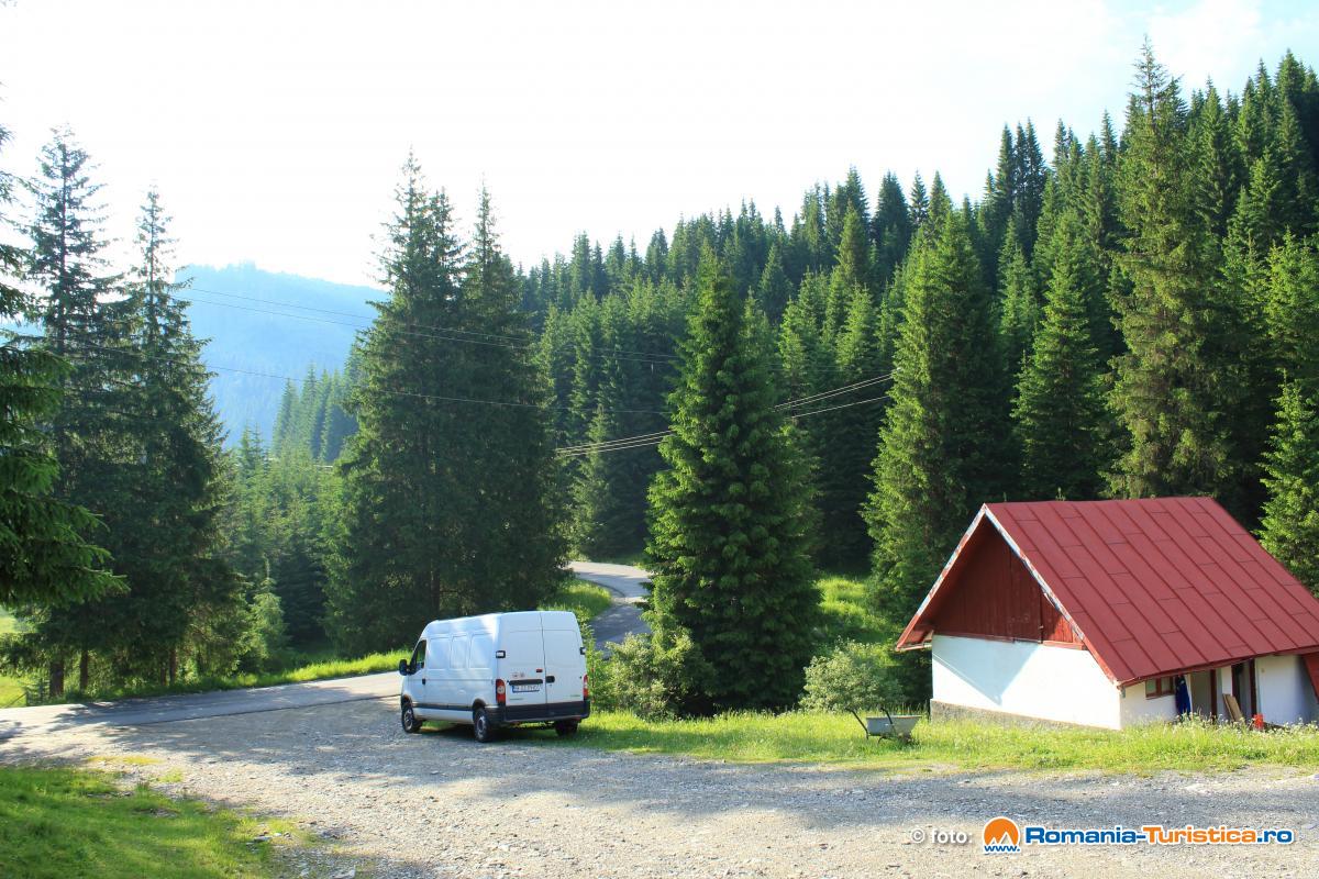 Cabana Zanoaga Padina Pestera - Cazare Padina Pestera